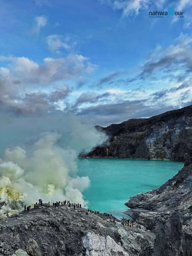 Apa Keunikan yang Dimiliki Kawah Ijen? | Nahwa Tour